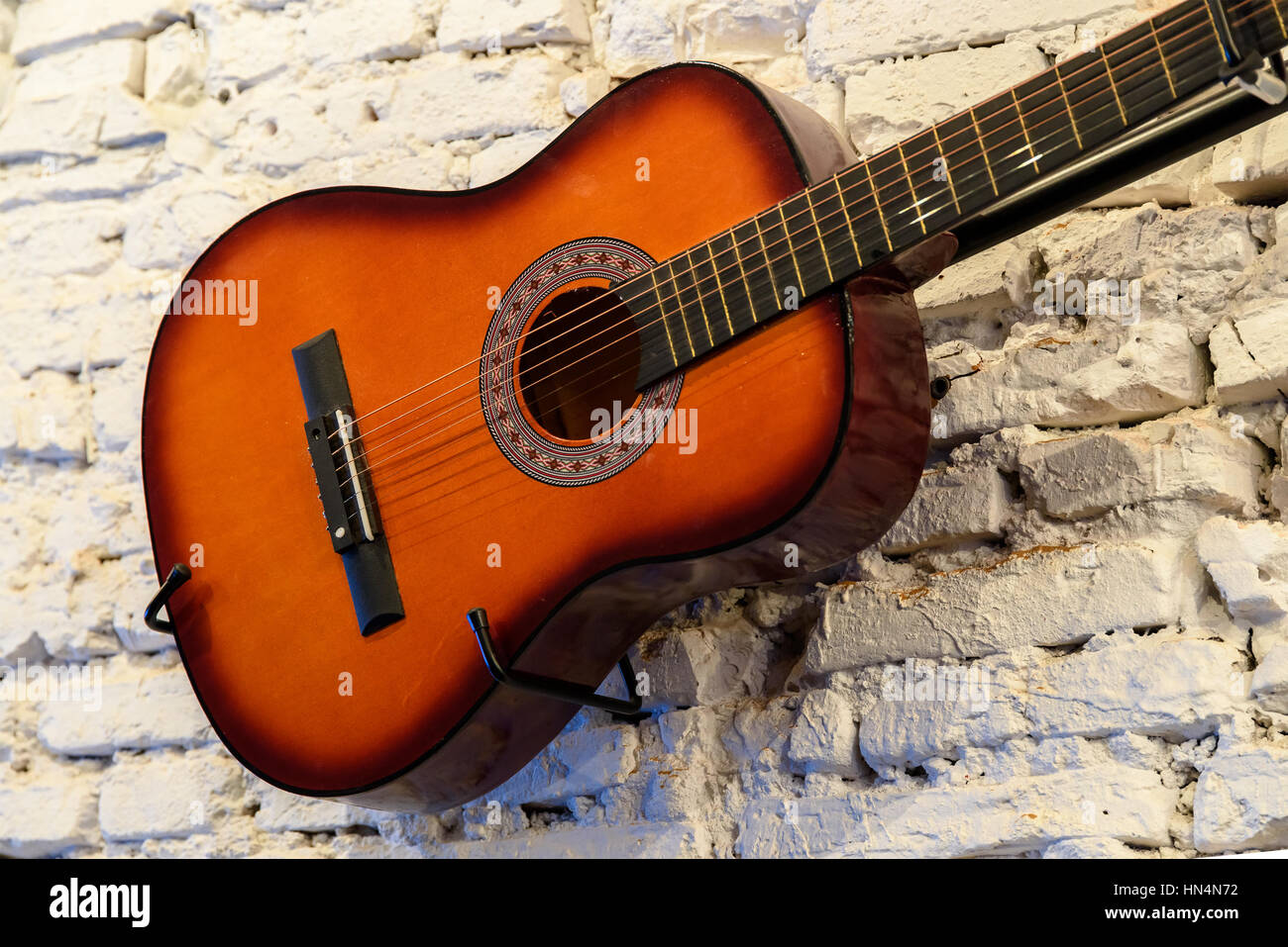 Guitar wall hi-res stock photography and images - Alamy