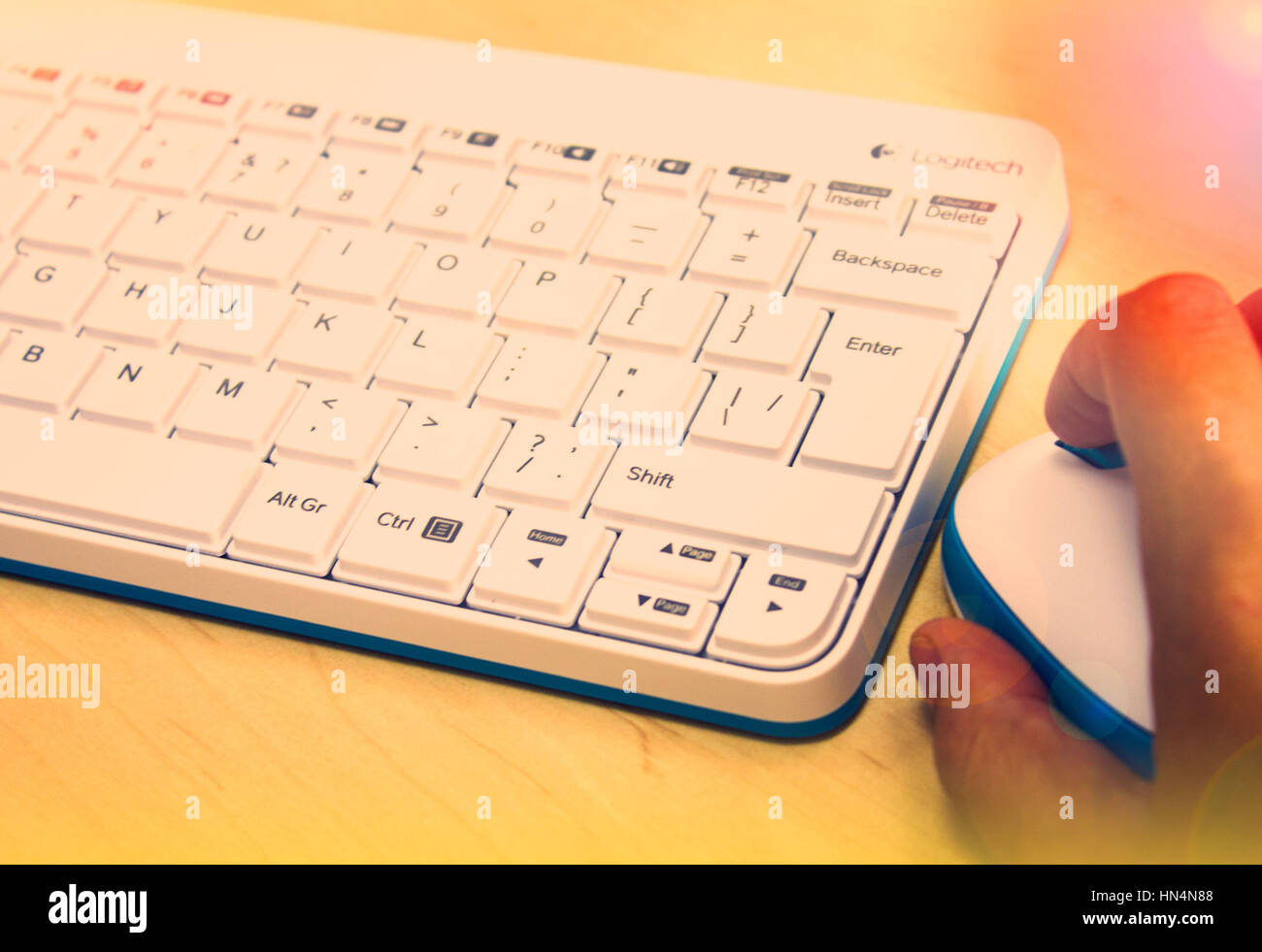 White keyboard. Internet browser Stock Photo - Alamy