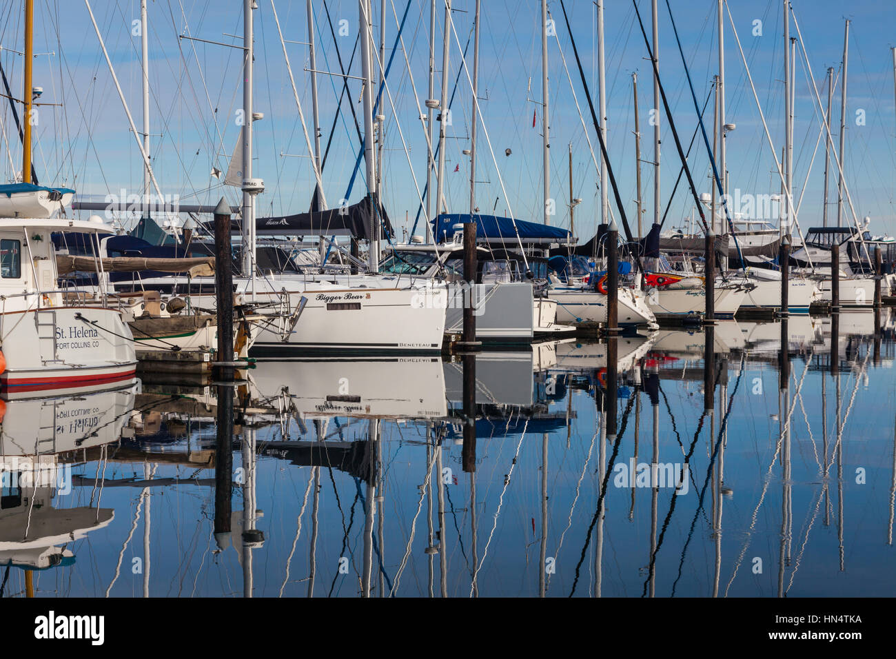 Marine sailing vessels hi-res stock photography and images - Alamy