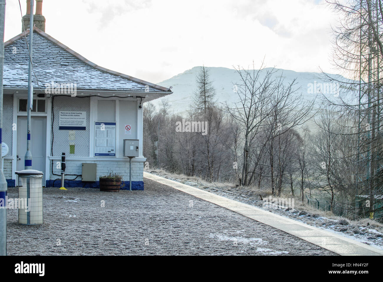 Upper Tyndrum rail station, scottish highllands, Britain Stock Photo ...