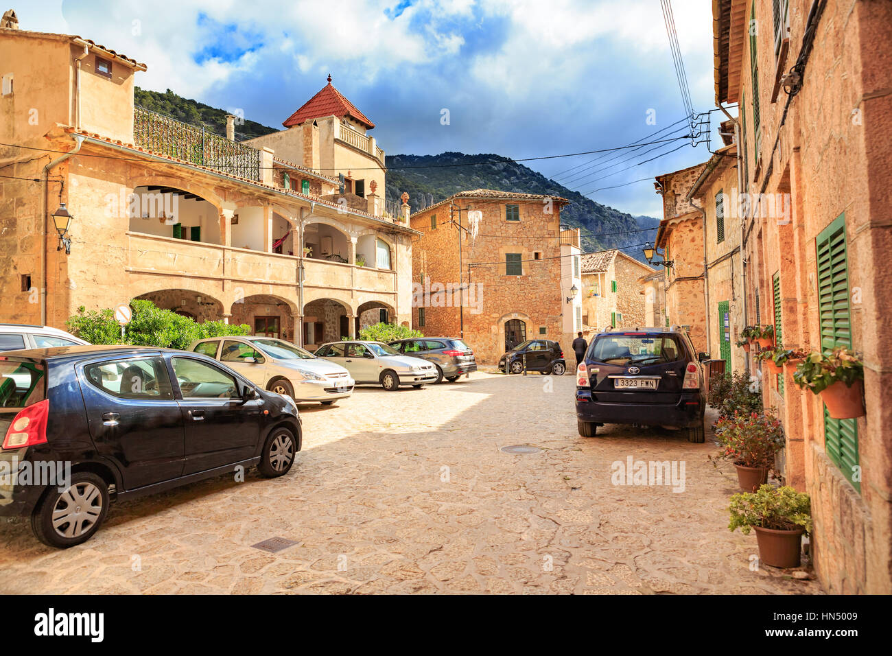 VALLDEMOSSA, MALLORCA, BALEARIC ISLANDS, SPAIN - CIRCA MAI, 2016 ...