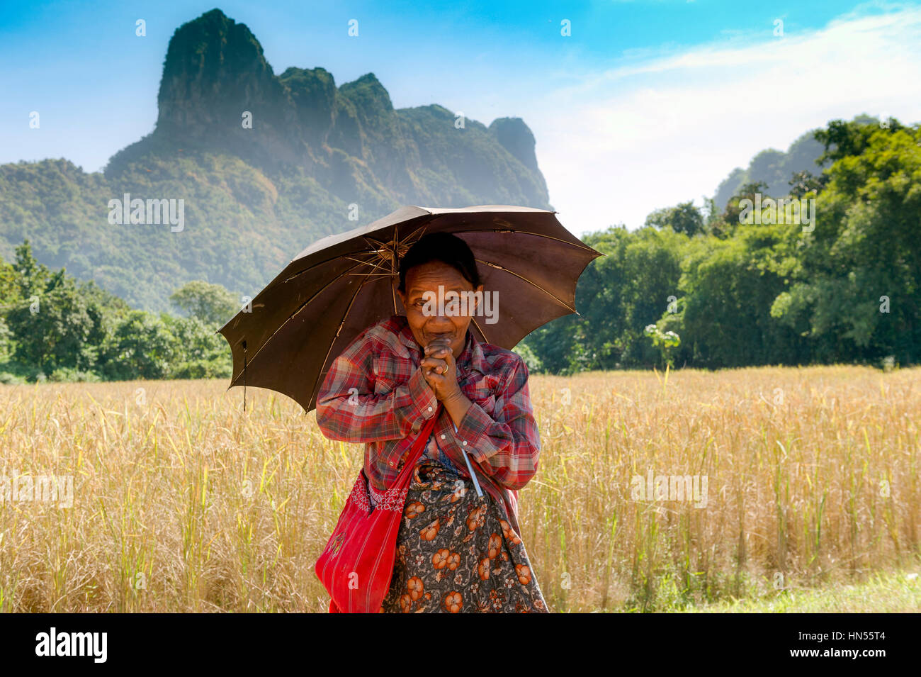 Myanmar (formerly Burma). Kayin State (Karen State). Hpa An. Work in ...