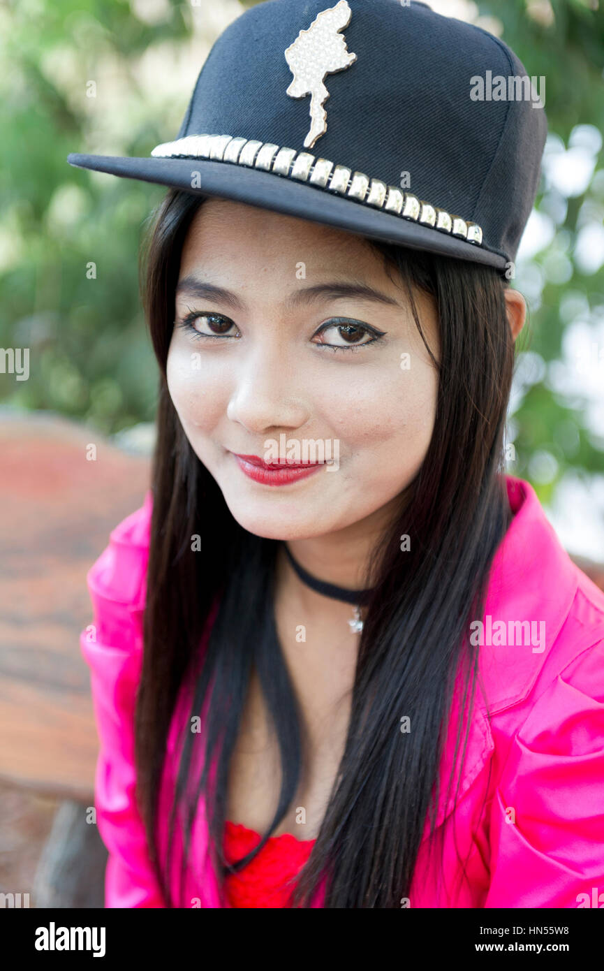 Myanmar (ex Birmanie). Kayin State (Karen State). Hpa An. Portrait of a ...