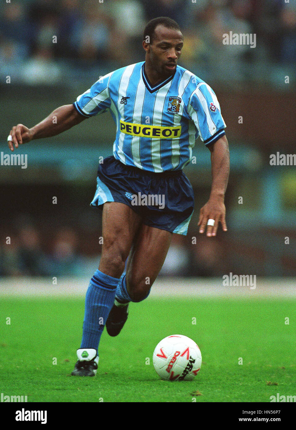 Cyrille regis hi-res stock photography and images - Alamy