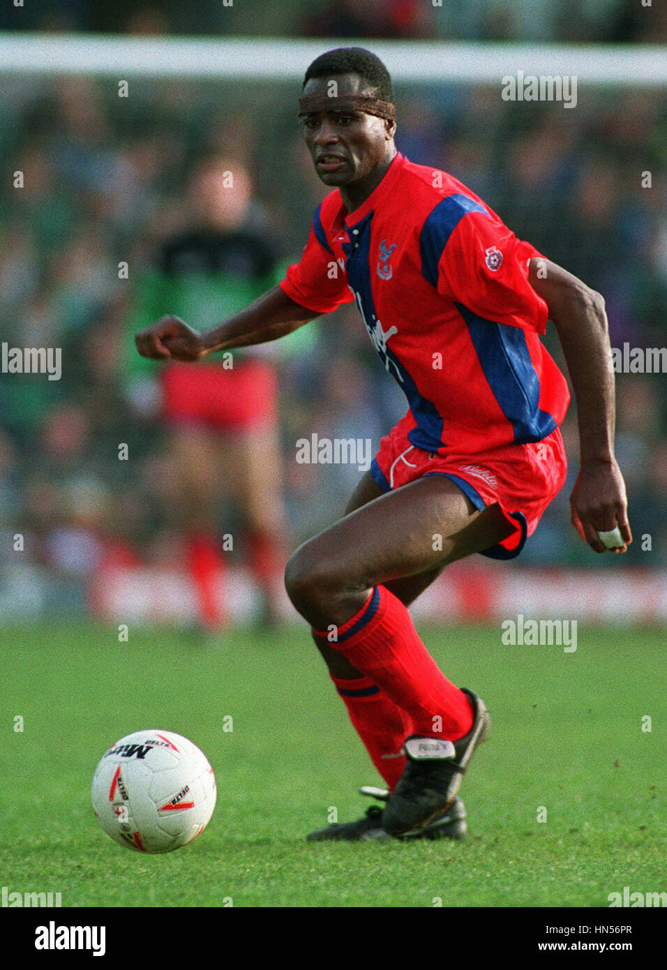 ERIC YOUNG CRYSTAL PALACE FC 29 March 1991 Stock Photo - Alamy