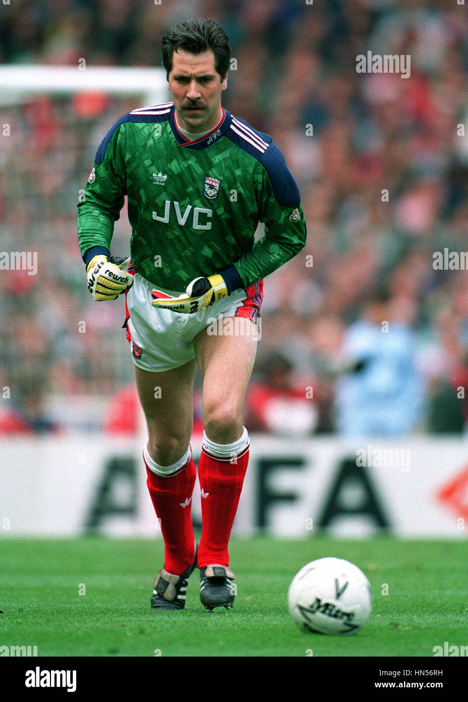 David seaman 1991 hi-res stock photography and images - Alamy