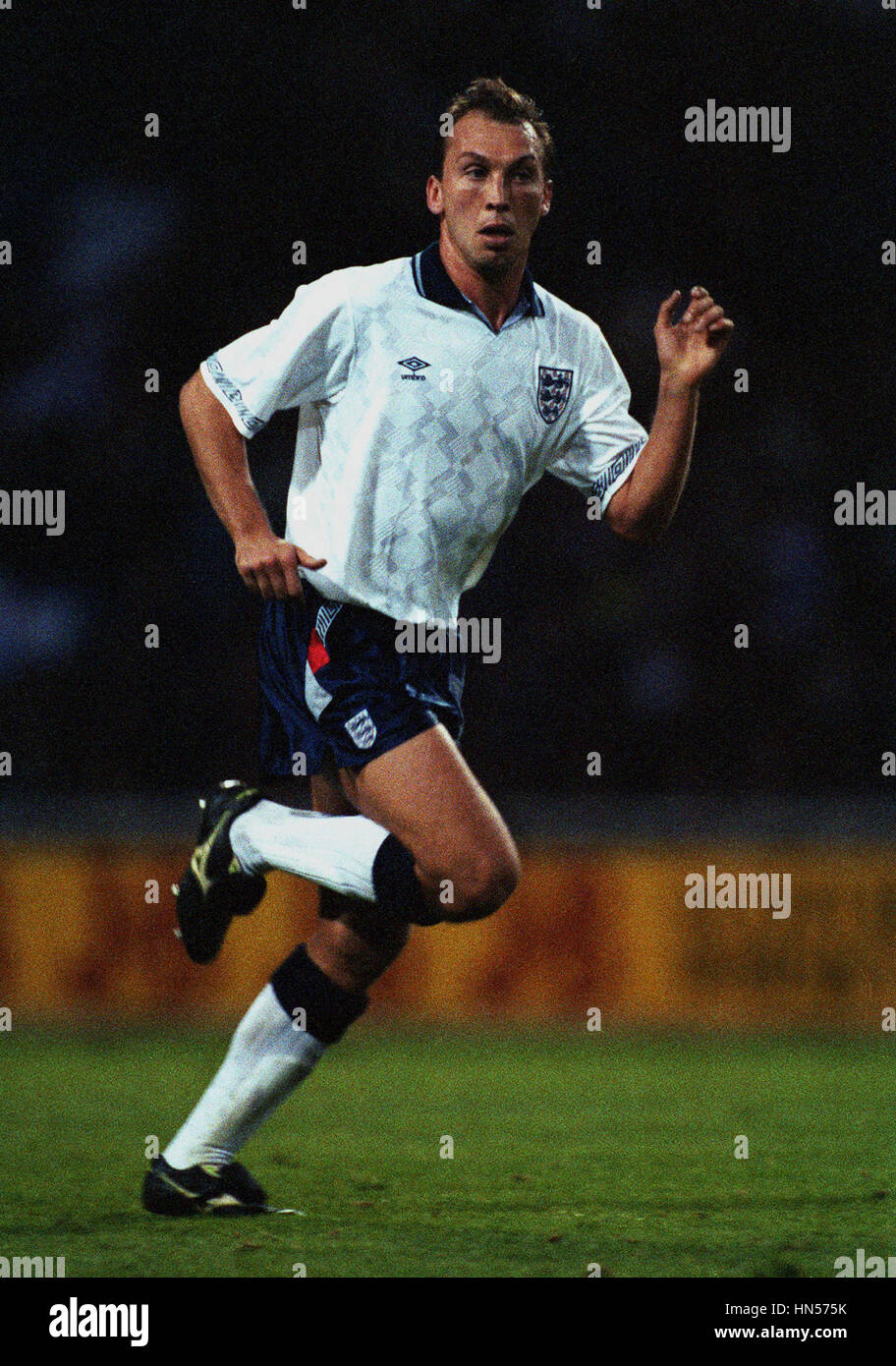 DAVID PLATT ENGLAND & BARI FC 22 October 1991 Stock Photo - Alamy
