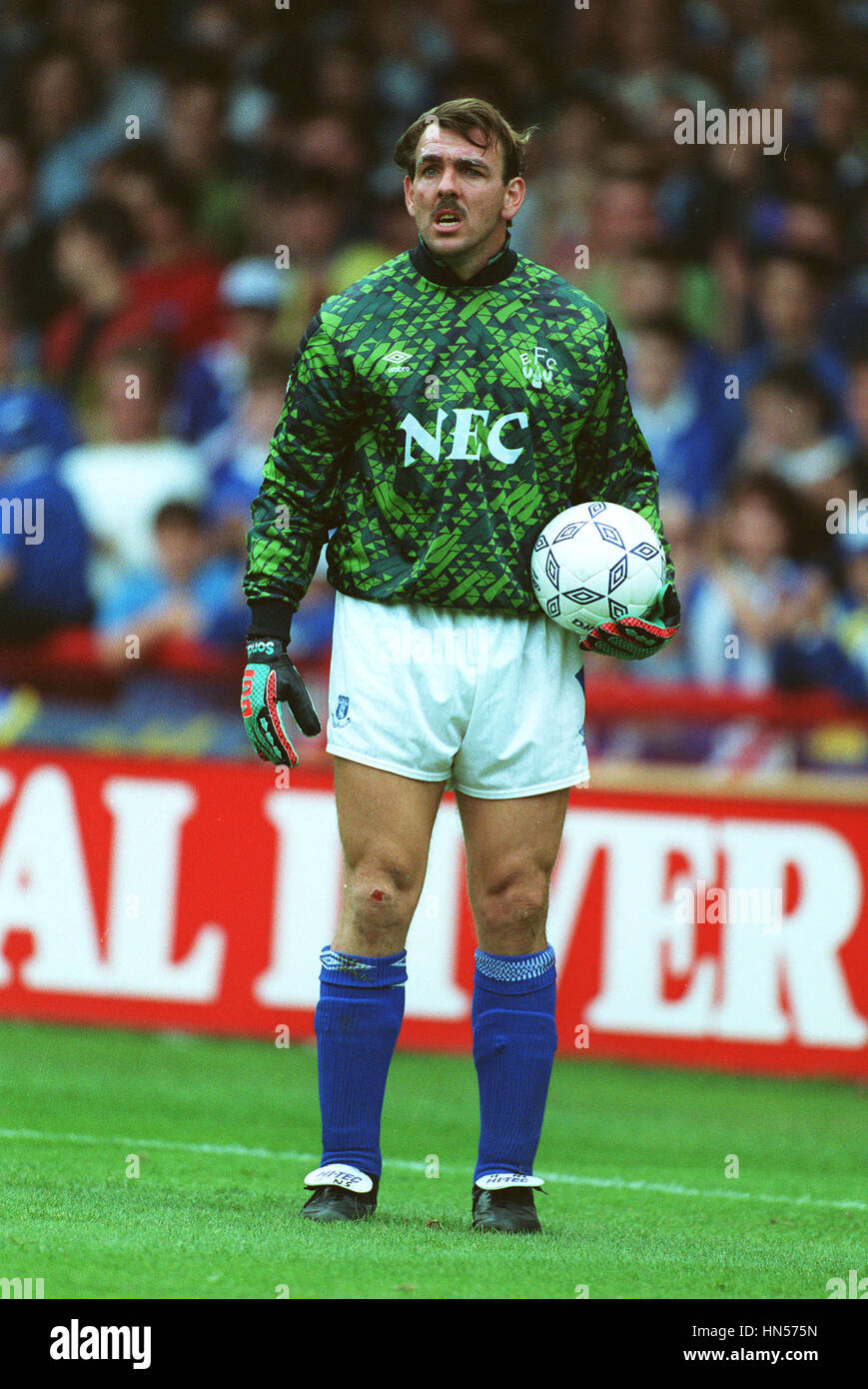 Neville southall hi-res stock photography and images - Alamy