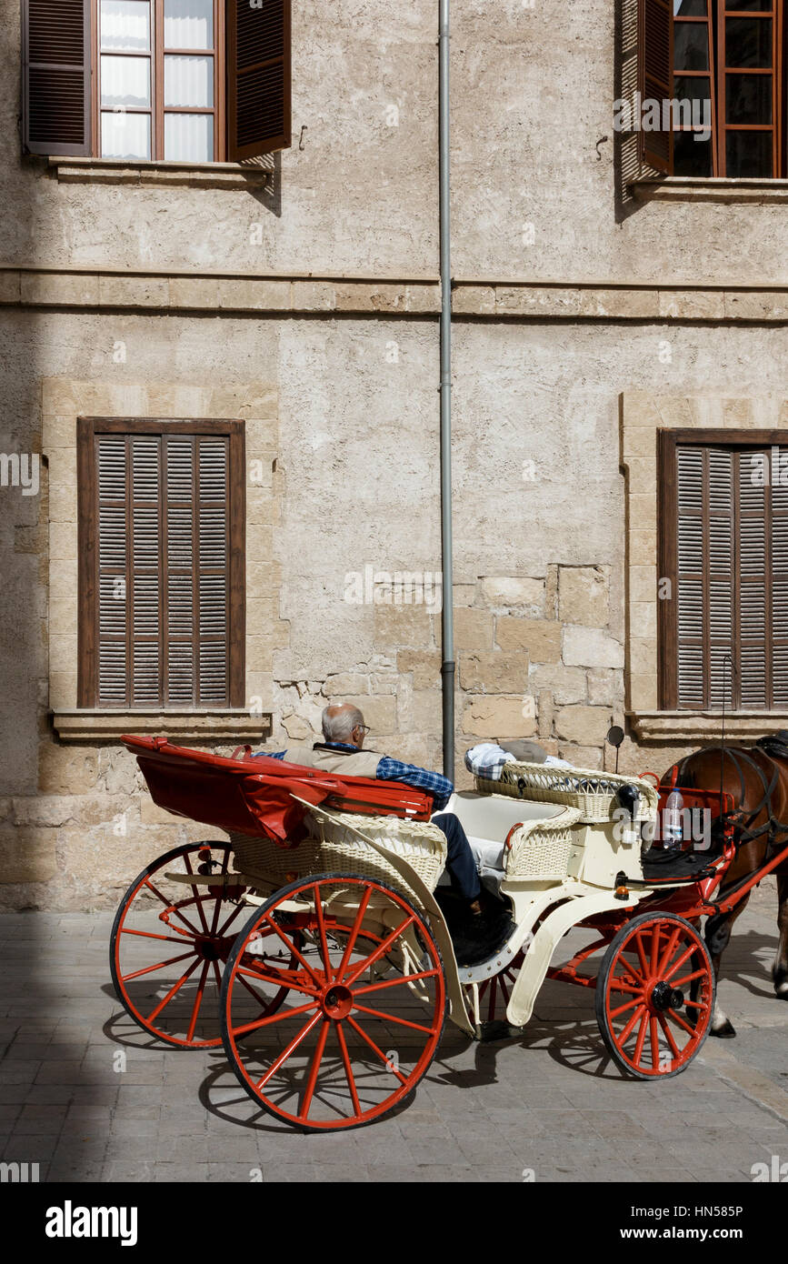 Visit cart hi-res stock photography and images - Alamy