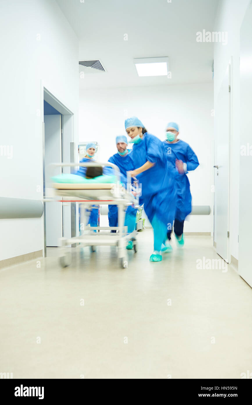 Taking patient to the operating room Stock Photo - Alamy