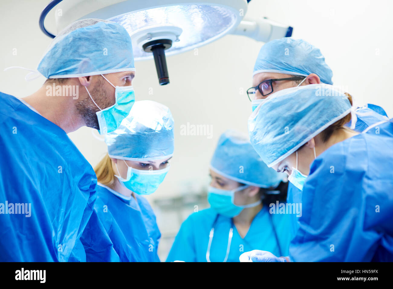 Surgical discussion hi-res stock photography and images - Alamy