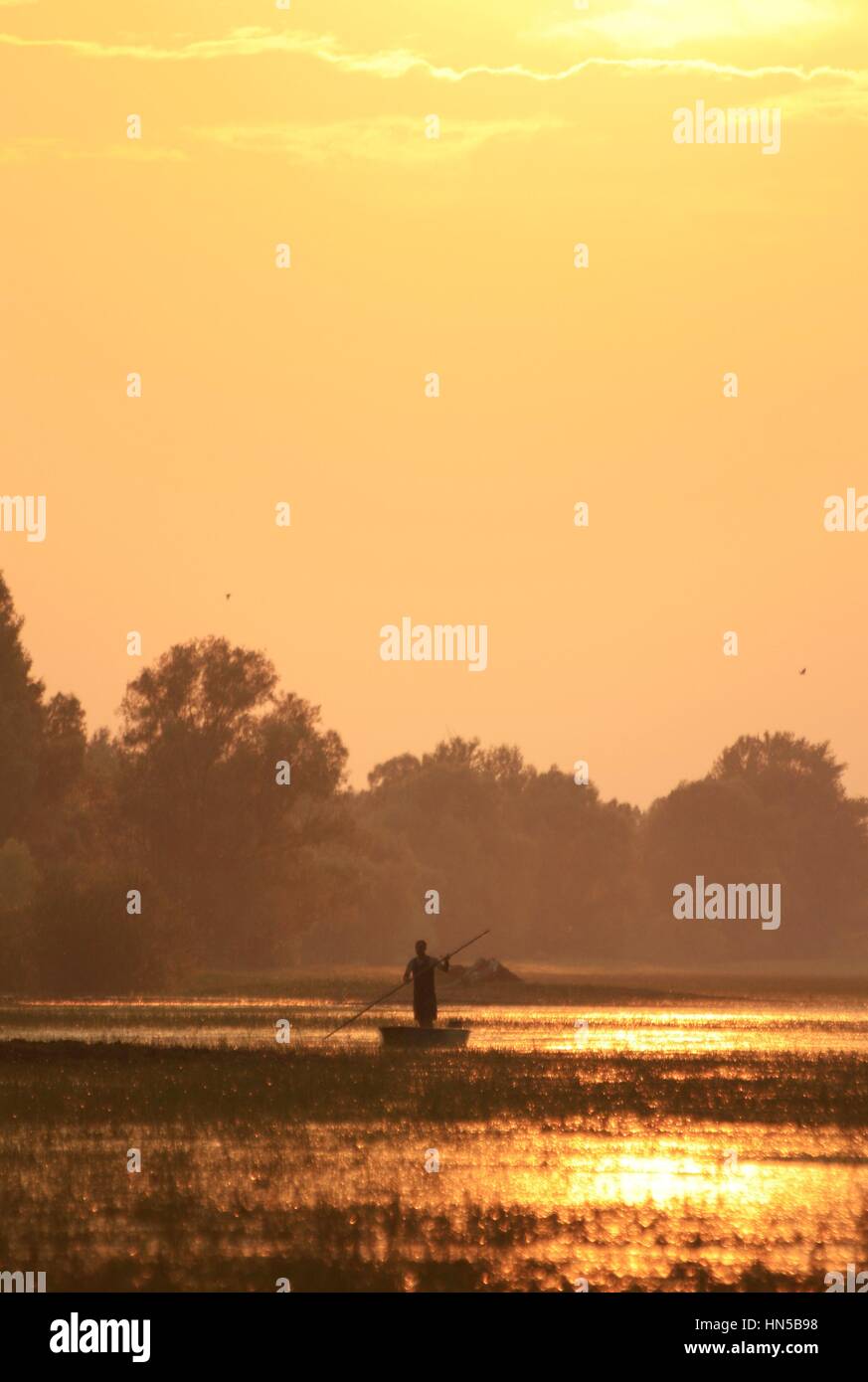 Sunset rowing hi-res stock photography and images - Alamy