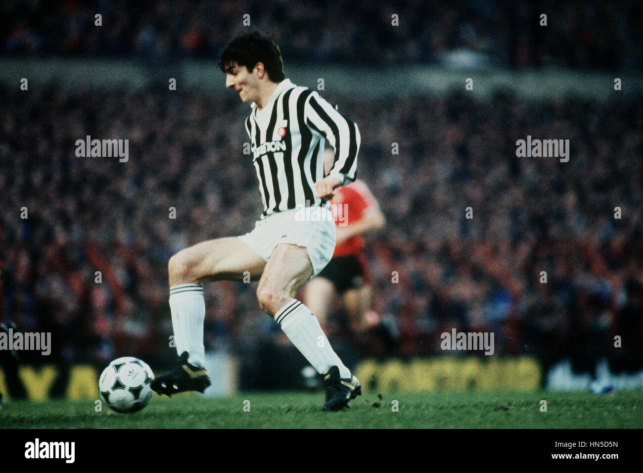 PAOLO ROSSI JUVENTUS 01 March 1984 Stock Photo - Alamy