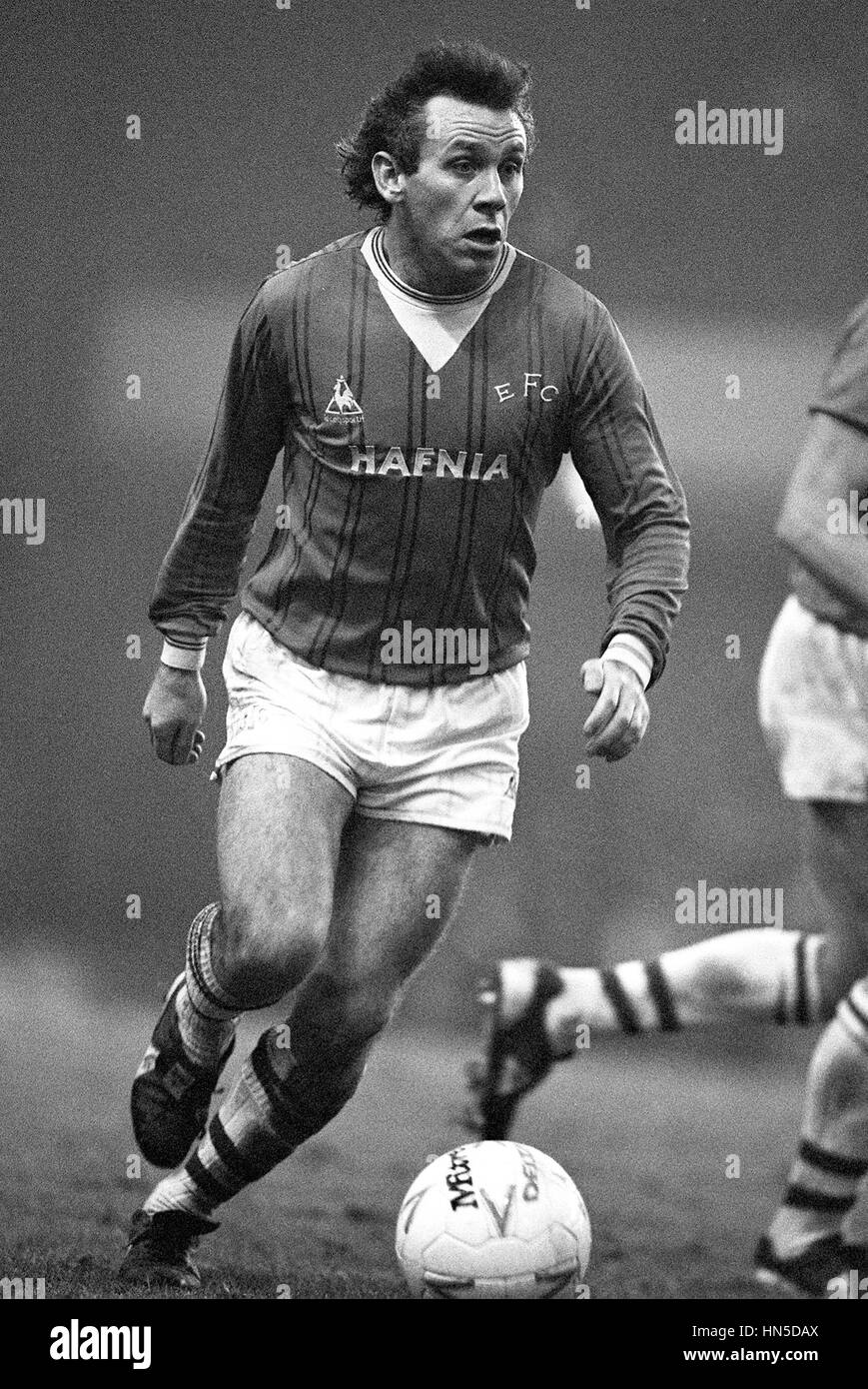 PETER REID EVERTON FC 11 January 1985 Stock Photo - Alamy