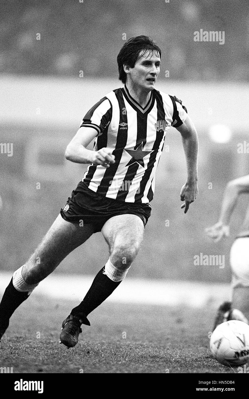 GLEN ROEDER NEWCASTLE UNITED FC 04 January 1985 Stock Photo - Alamy