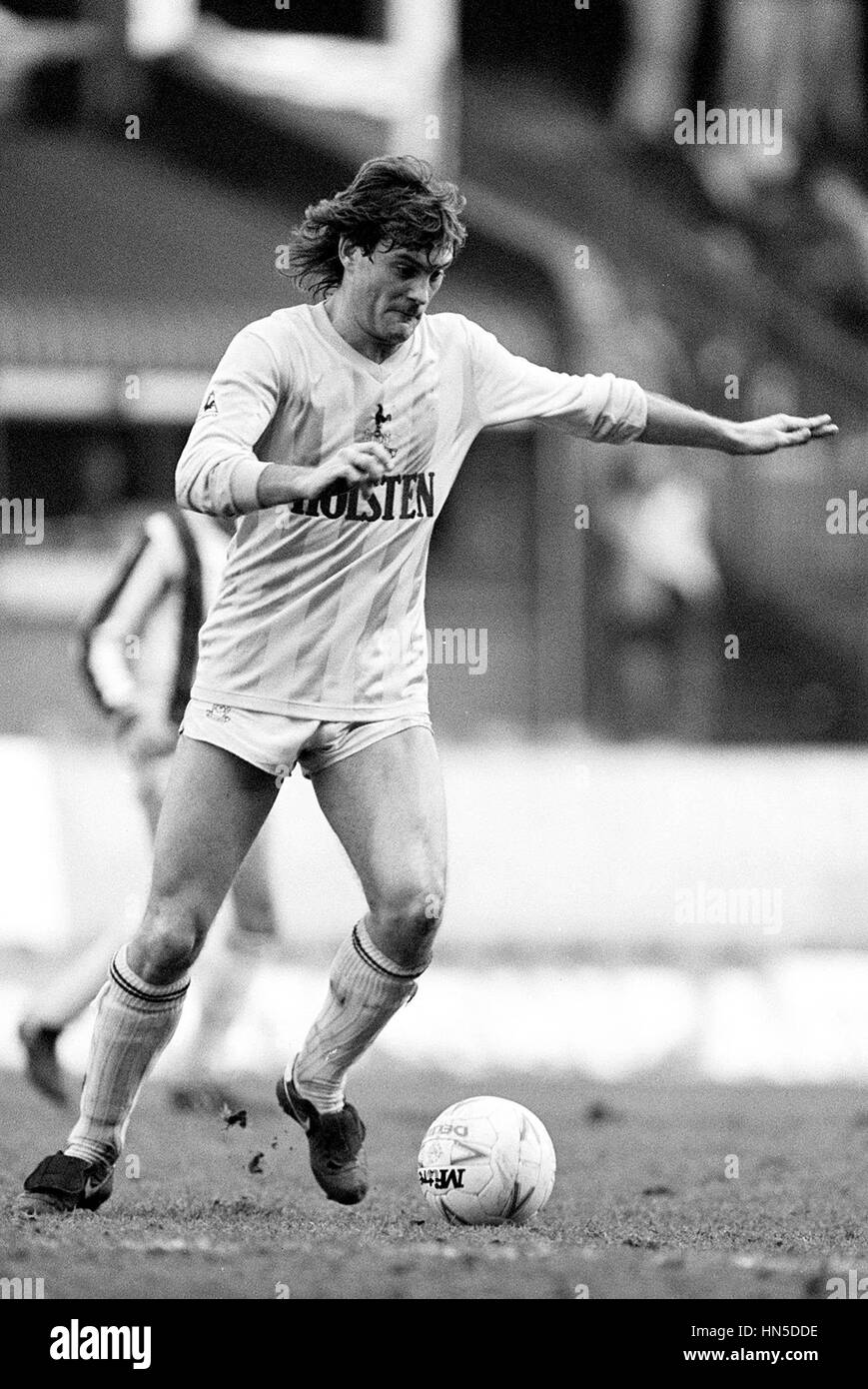 Glenn hoddle 1985 hi-res stock photography and images - Alamy