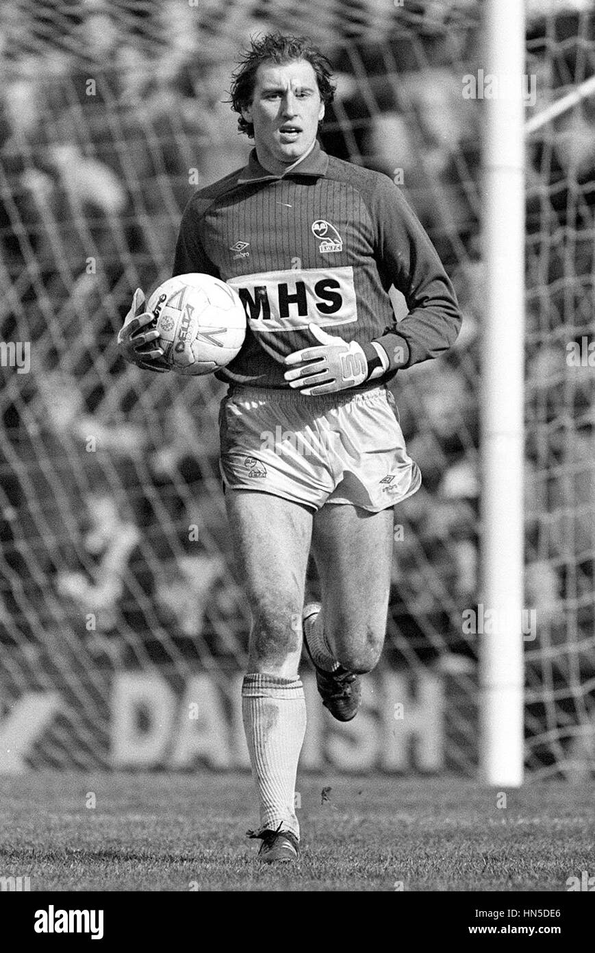 MARTIN HODGE SHEFFIELD WEDNESDAY FC 16 April 1985 Stock Photo - Alamy