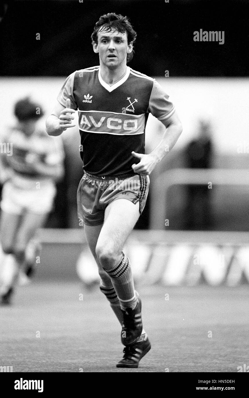 PAUL ALLEN WEST HAM UNITED FC 16 April 1985 Stock Photo - Alamy