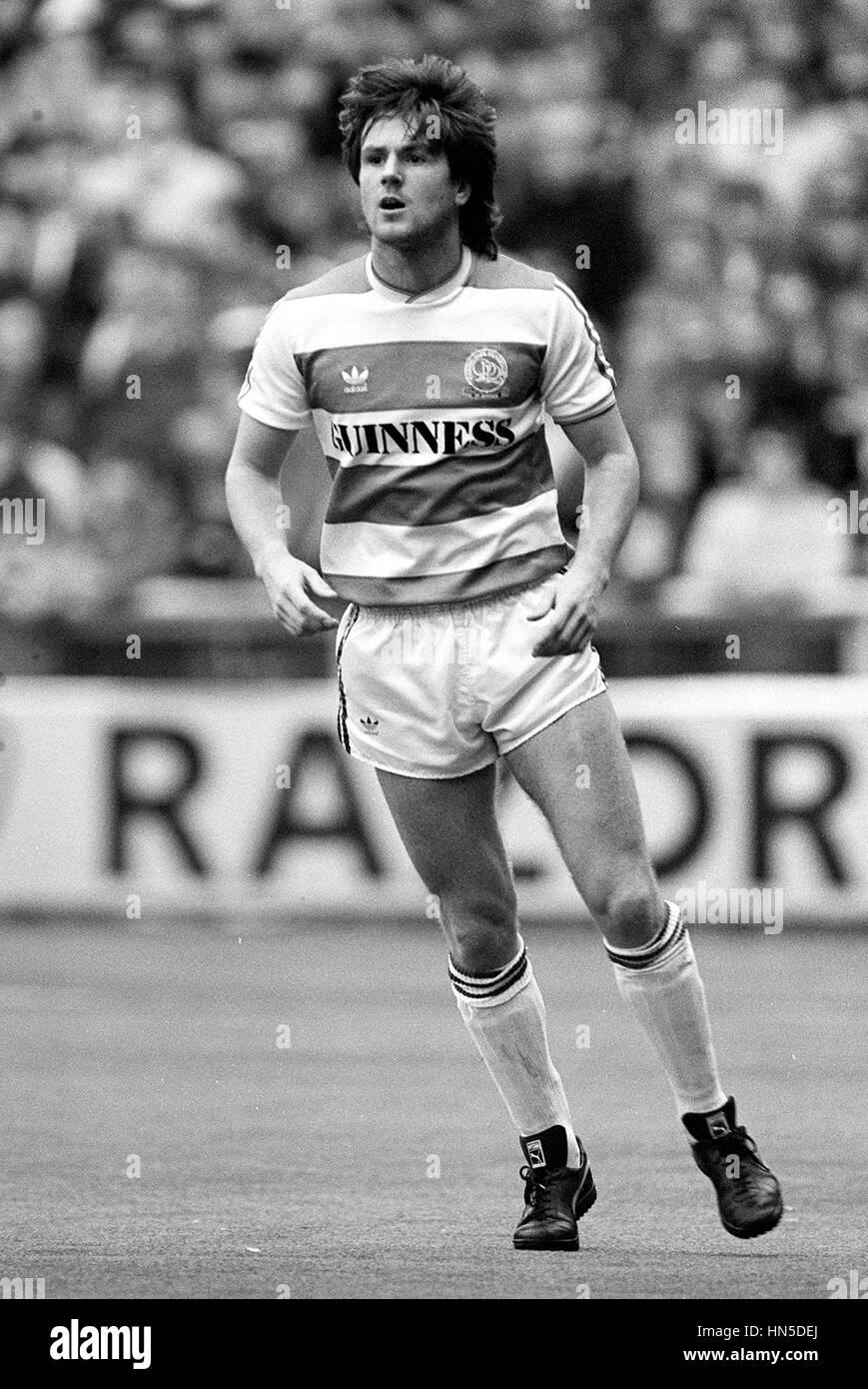 TERRY FENWICK QUEENS PARK RANGERS FC 16 April 1985 Stock Photo - Alamy