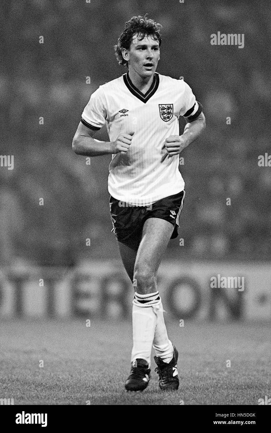 BRYAN ROBSON ENGLAND & MANCHESTER UNITED FC 16 September 1985 Stock ...