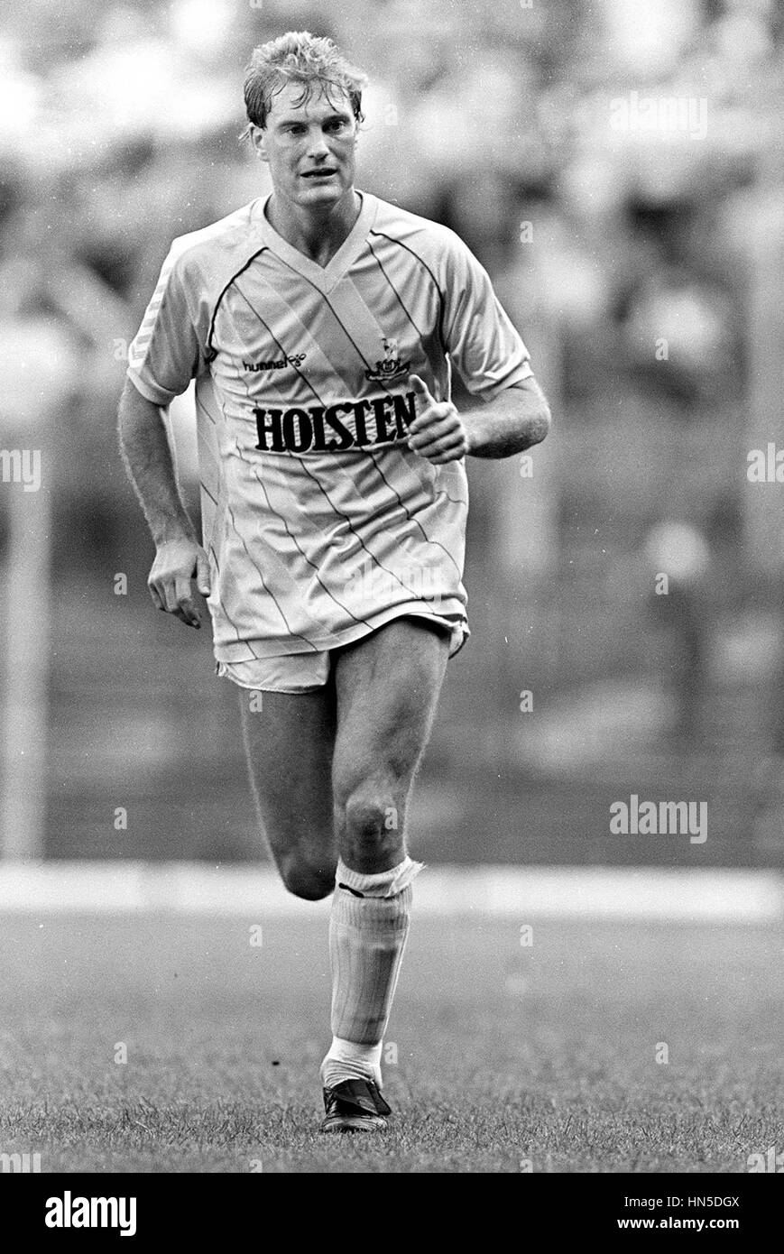 Glenn hoddle 1985 hi-res stock photography and images - Alamy
