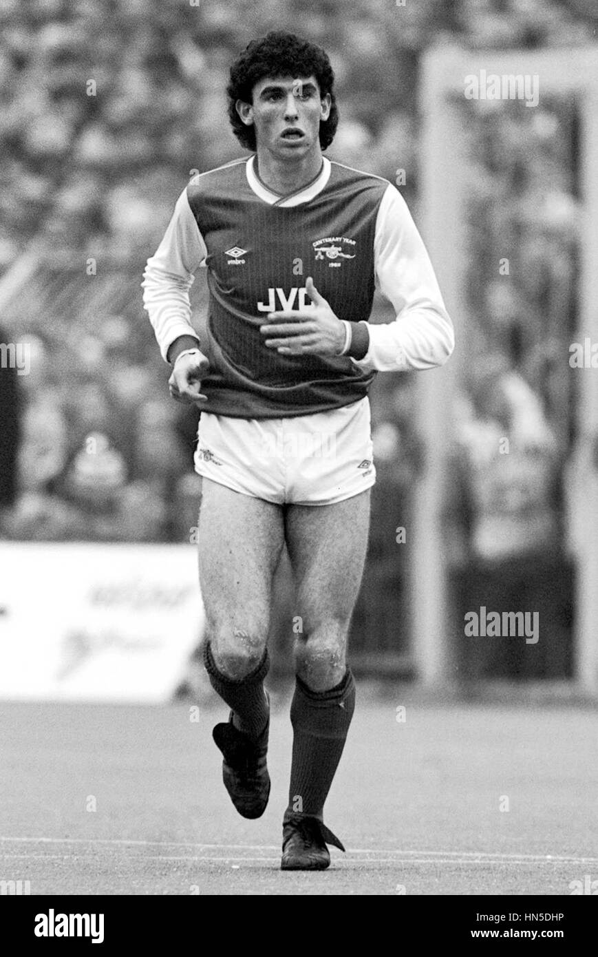 MARTIN KEOWN ARSENAL FC 16 February 1986 Stock Photo - Alamy