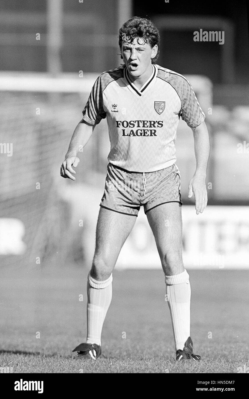 STEVE BRUCE NORWICH CITY FC 18 October 1986 Stock Photo - Alamy