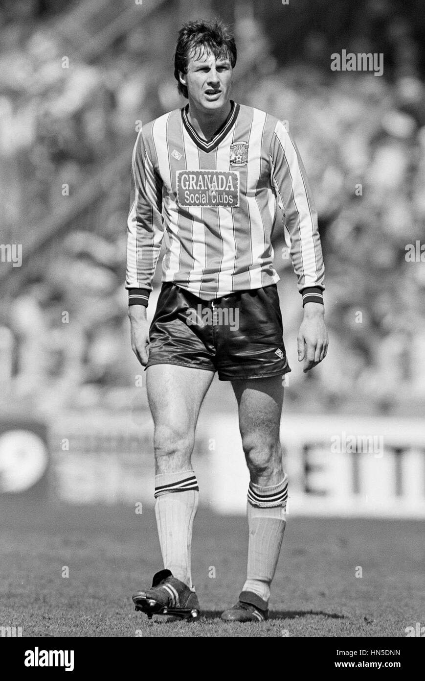 KEITH HOUCHEN COVENTRY CITY FC 15 April 1987 Stock Photo - Alamy