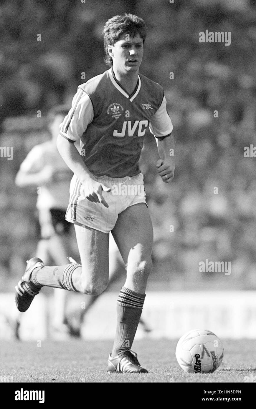 STEVE WILLIAMS ARSENAL FC 05 April 1987 Stock Photo - Alamy