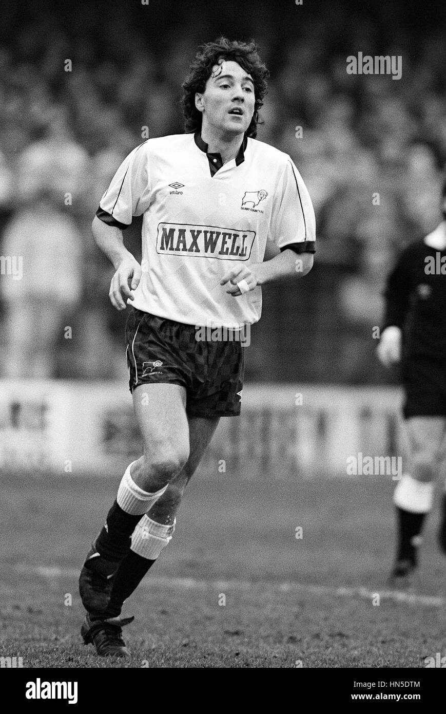 DEAN SAUNDERS DERBY COUNTY FC 04 March 1989 Stock Photo - Alamy