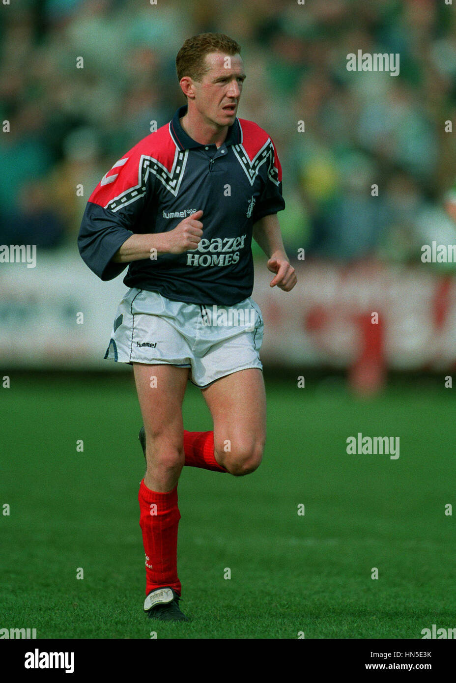SAM MCGIVERN FALKIRK FC 06 April 1992 Stock Photo - Alamy