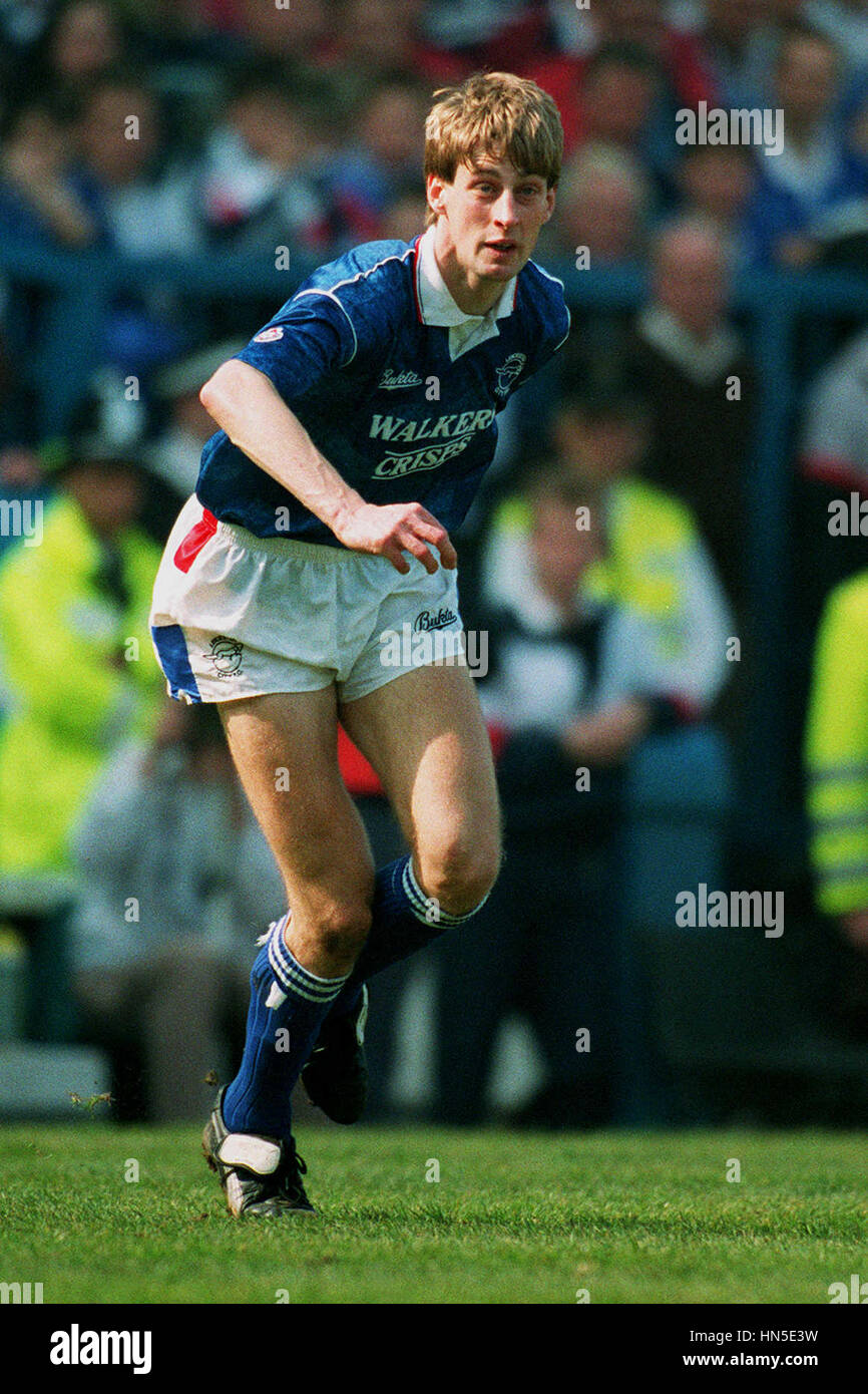 IAN ORMONDROYD LEICESTER CITY FC 12 April 1992 Stock Photo - Alamy