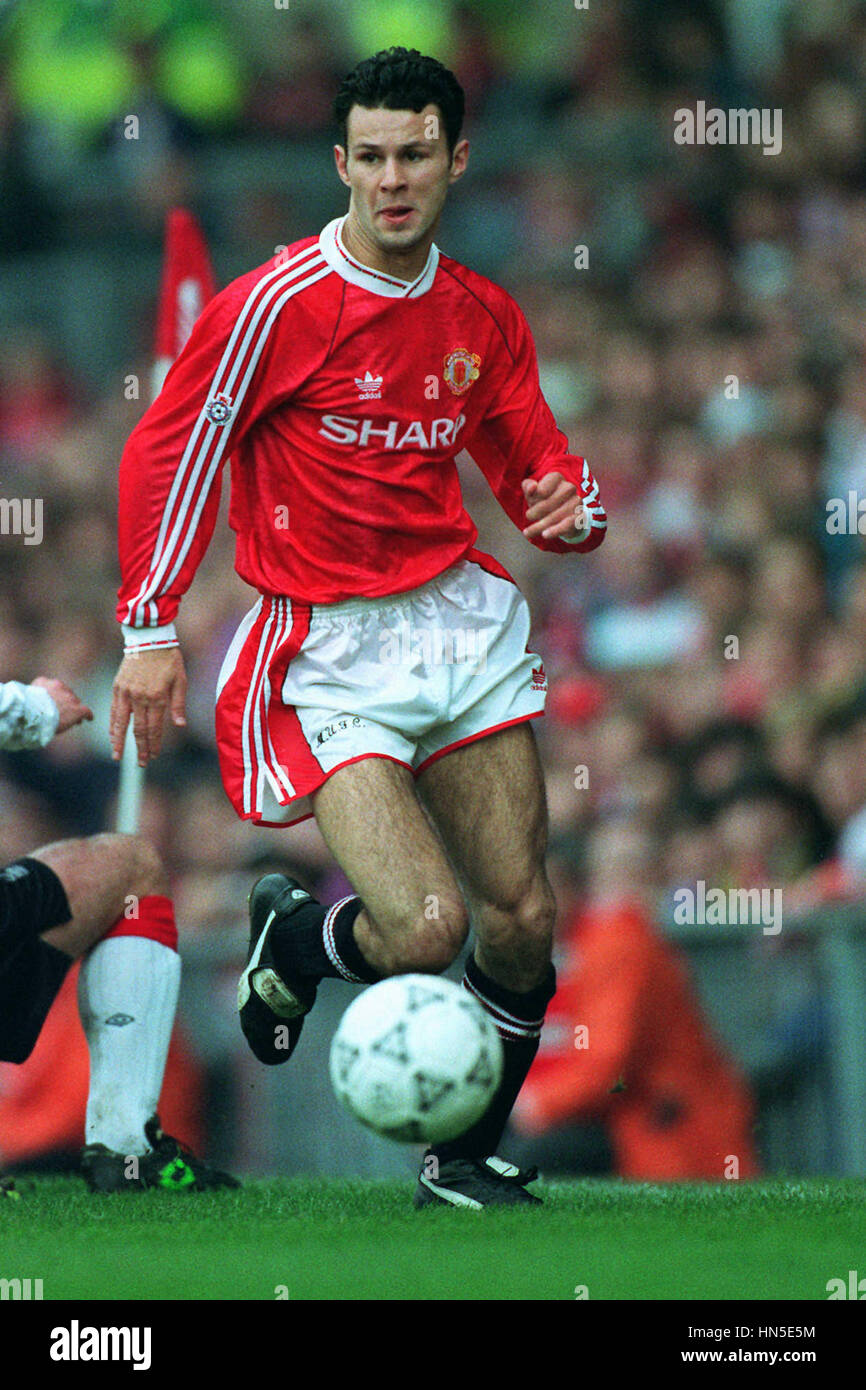 RYAN GIGGS MANCHESTER UNITED FC 21 April 1992 Stock Photo - Alamy
