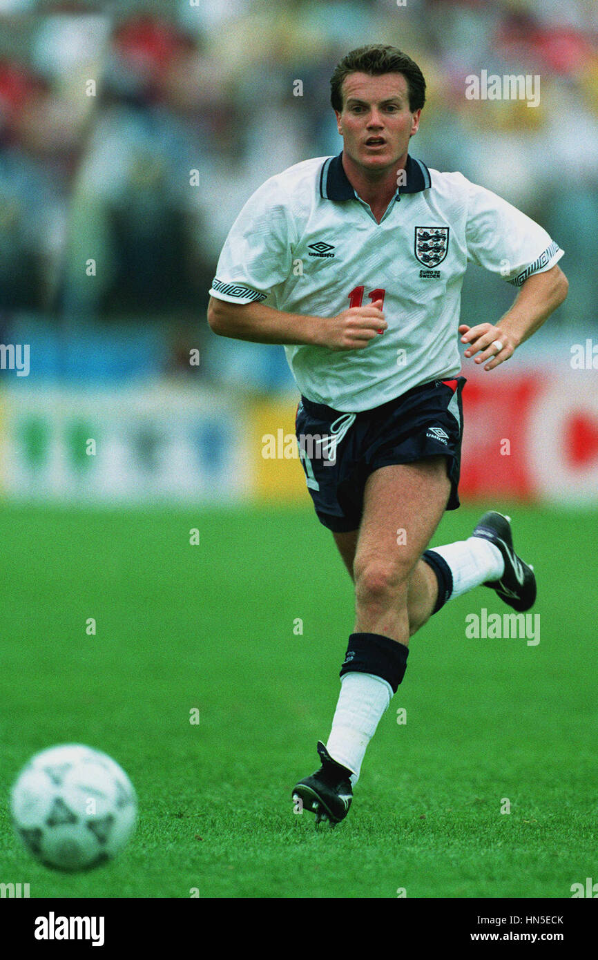 ANDY SINTON ENGLAND & QUEENS PARK RANGERS 22 June 1992 Stock Photo - Alamy
