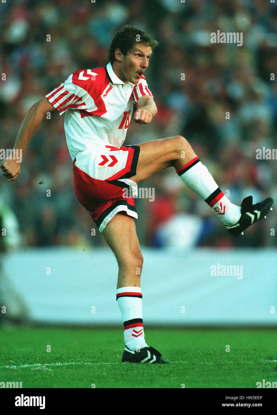 Kim vilfort 1992 hi-res stock photography and images - Alamy