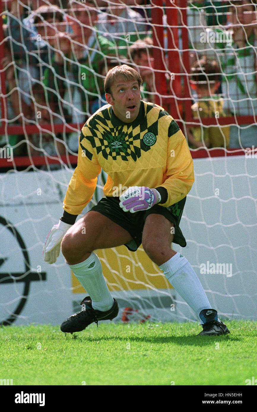 GORDON MARSHALL GLASGOW CELTIC FC 20 July 1992 Stock Photo - Alamy