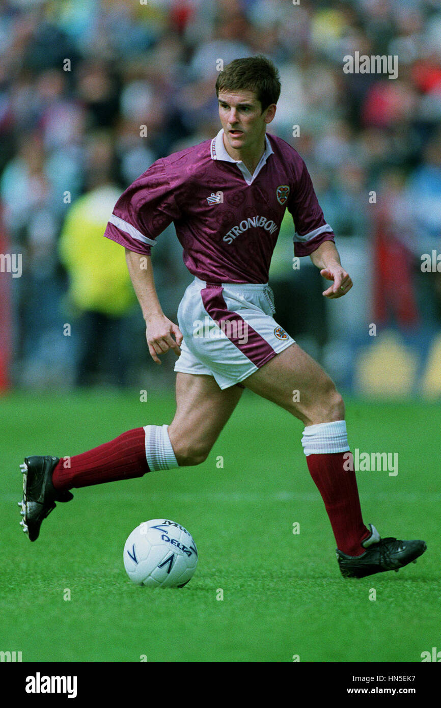 TOSH MCKINLAY HEART OF MIDLOTHIAN FC 03 August 1992 Stock Photo - Alamy