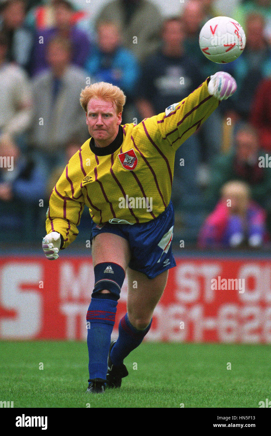 John hallworth hi-res stock photography and images - Alamy