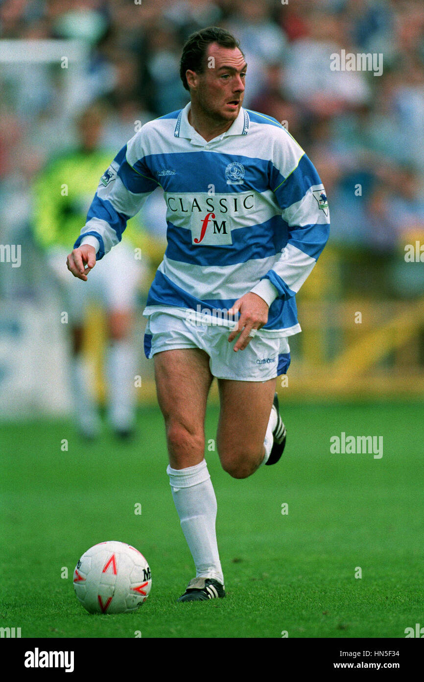 DAVID BARDSLEY QUEENS PARK RANGERS FC 08 September 1992 Stock Photo - Alamy