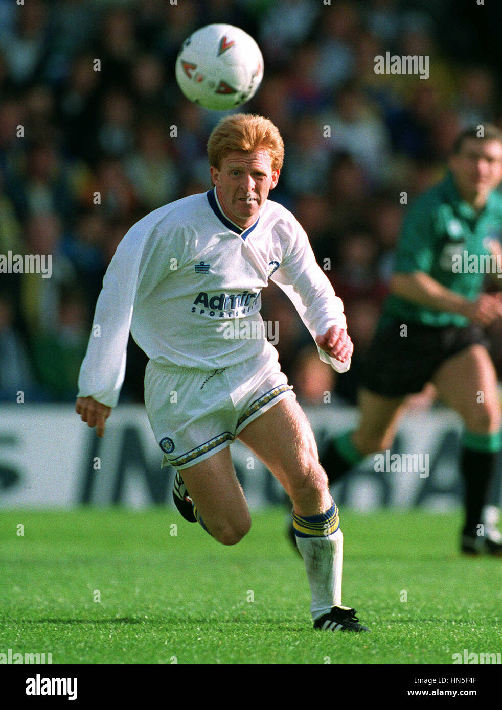 GORDON STRACHAN LEEDS UNITED FC 14 September 1992 Stock Photo - Alamy GORDON STRACHAN LEEDS UNITED FC 14 September 1992 Stock Photo - Alamy