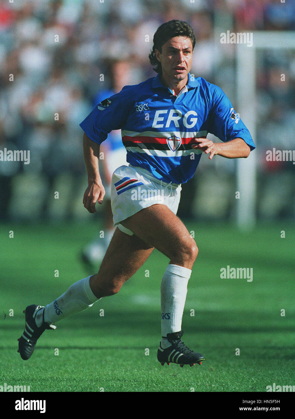 GIOVANNI INVERNIZZI SAMPDORIA FC 14 September 1992 Stock Photo - Alamy