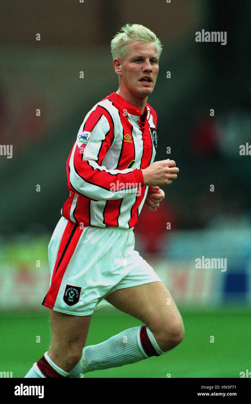 Paul rogers hi-res stock photography and images - Alamy