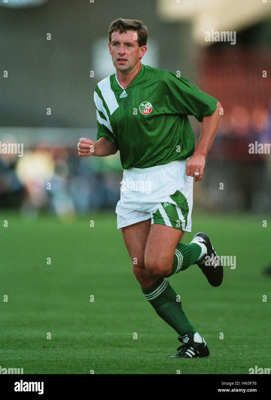 KEVIN SHEEDY EIRE & NEWCASTLE UNITED FC 16 September 1992 Stock Photo ...