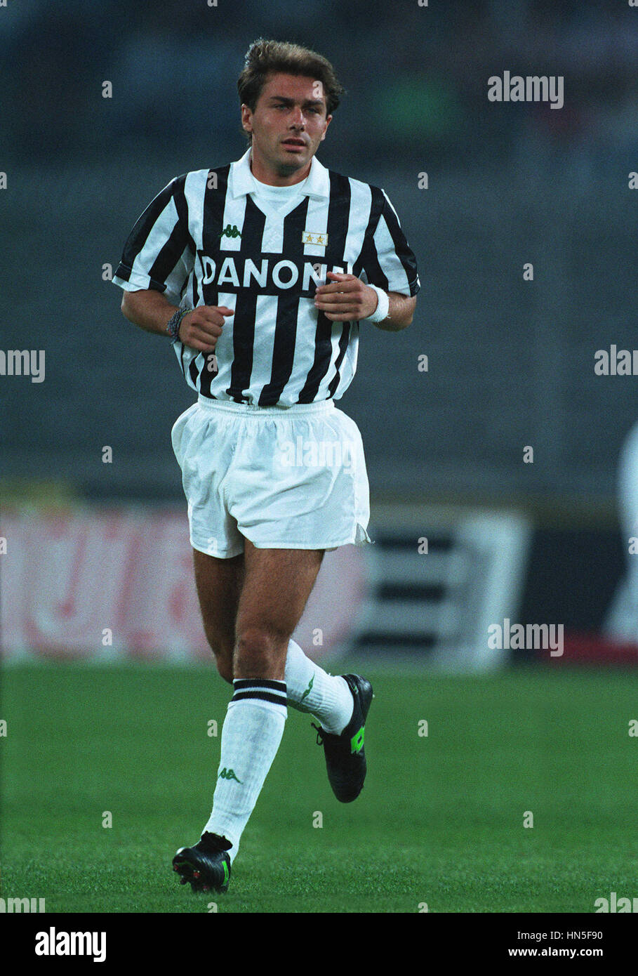 Conte juventus hi-res stock photography and images - Alamy
