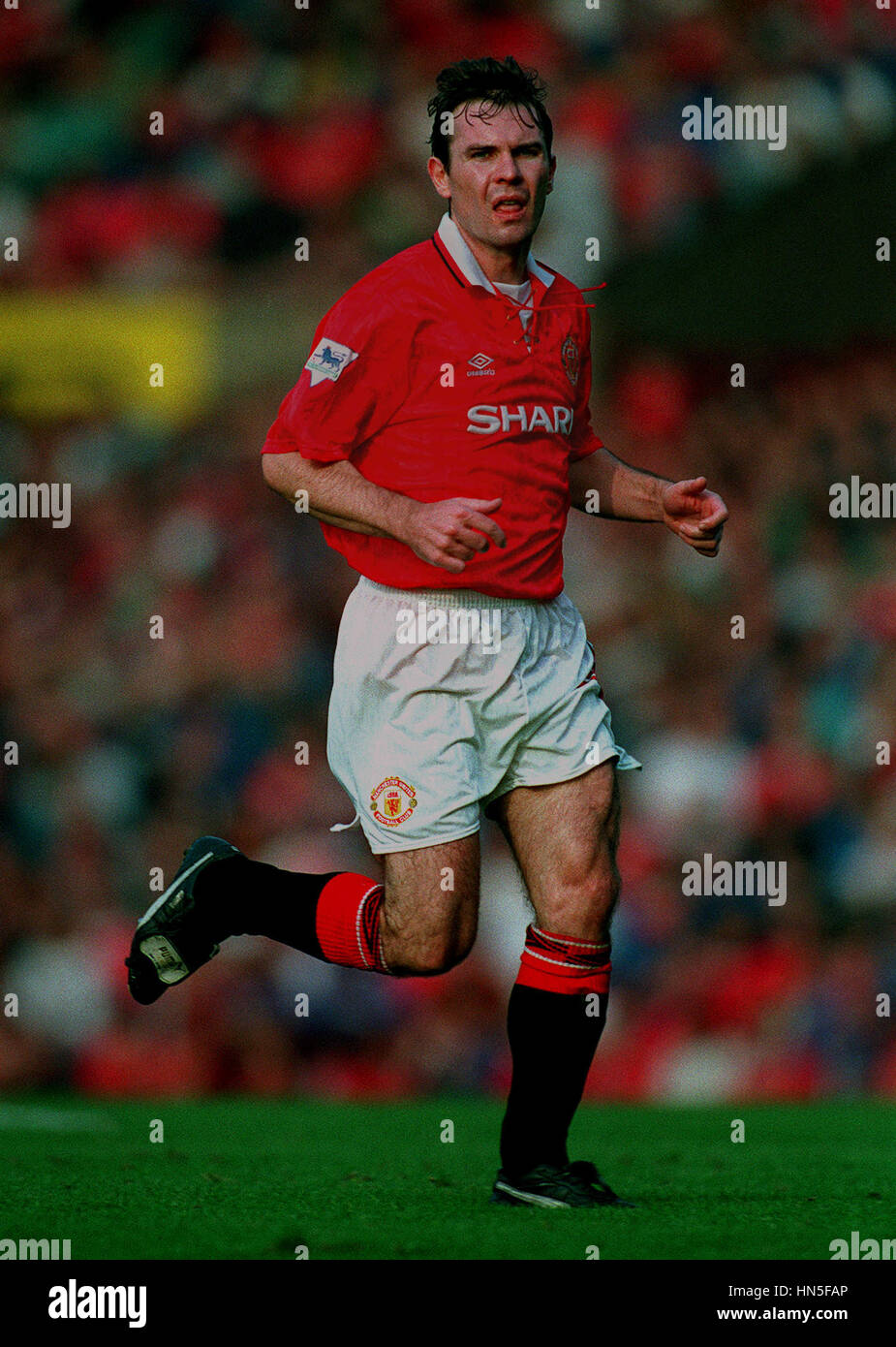 BRIAN MCCLAIR MANCHESTER UNITED FC 27 September 1992 Stock Photo - Alamy