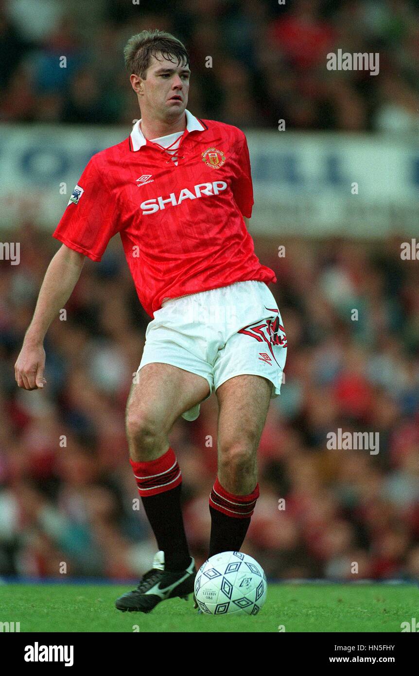 Gary pallister 1992 hi-res stock photography and images - Alamy