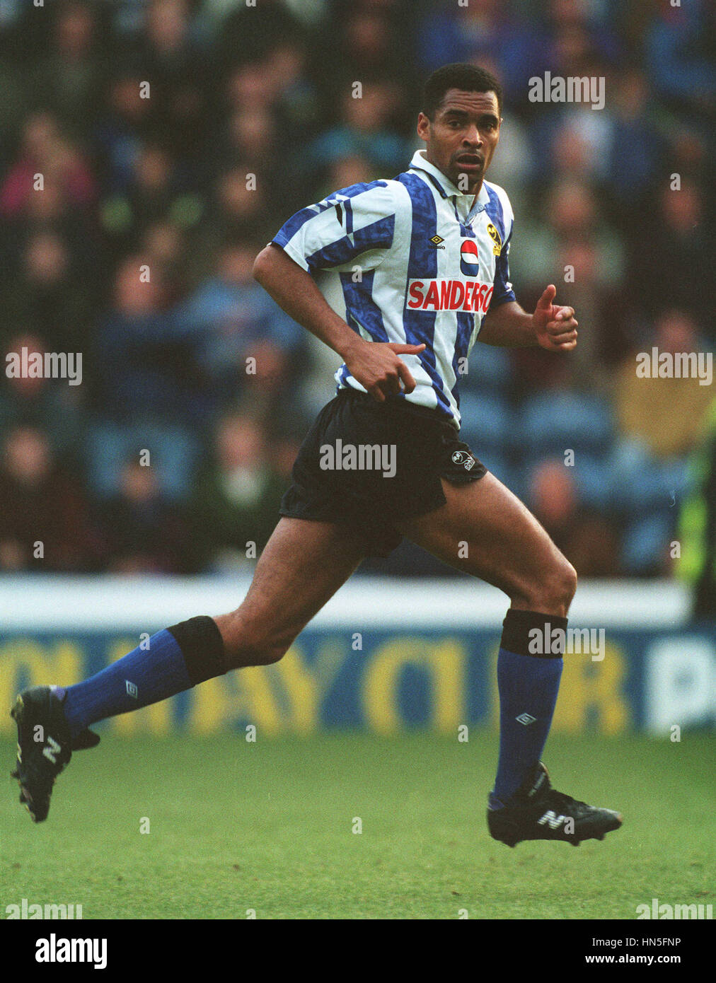 MARK BRIGHT SHEFFIELD WEDNESDAY FC 05 November 1992 Stock Photo - Alamy