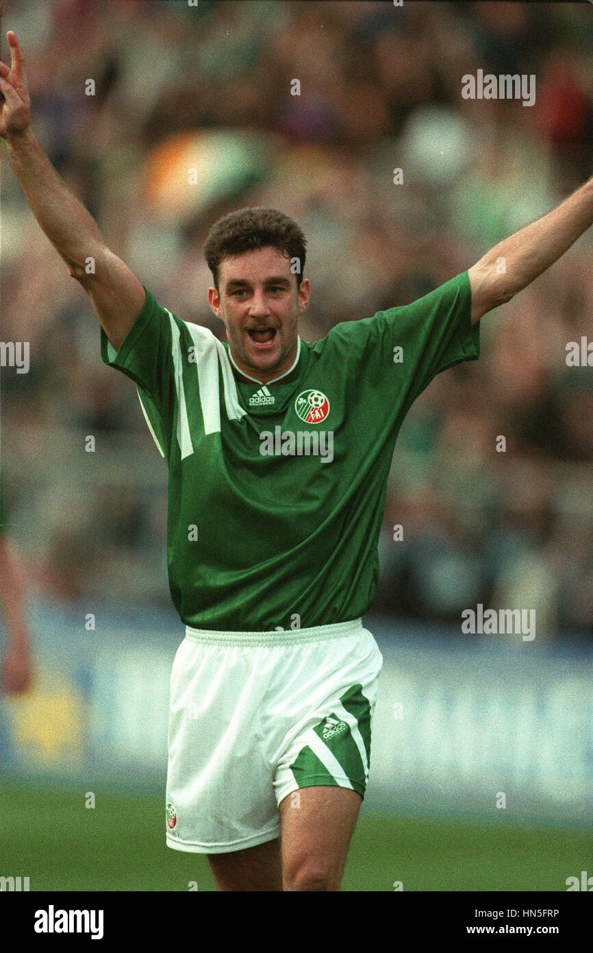 John aldridge eire tranmere rovers hi-res stock photography and images ...