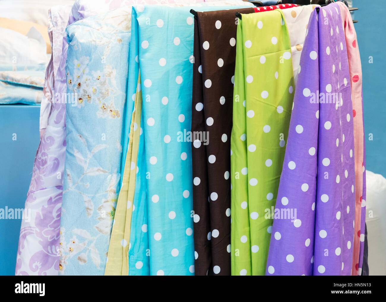 Bedding store hi-res stock photography and images - Alamy