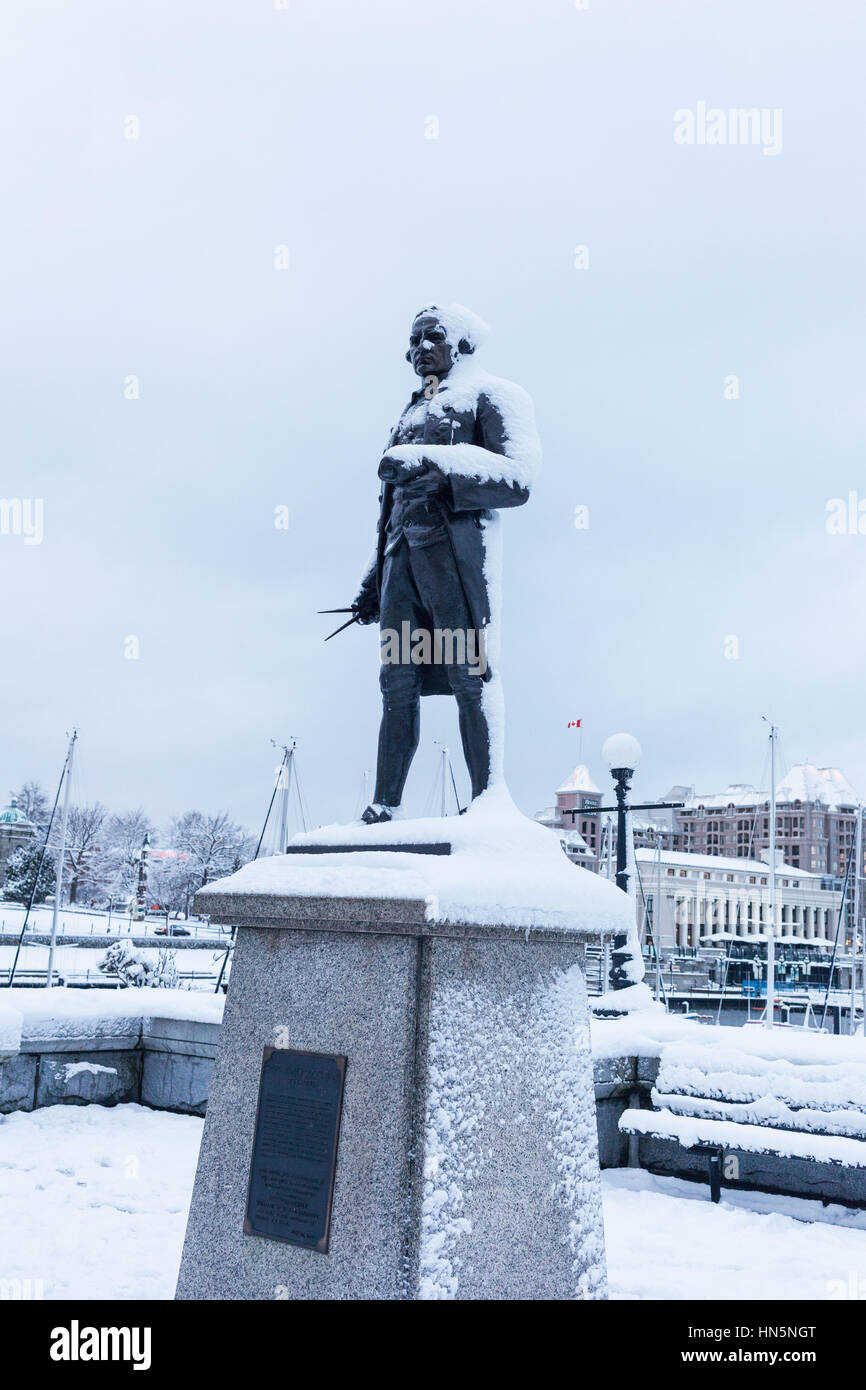 Statue of captain james cook hi-res stock photography and images - Alamy